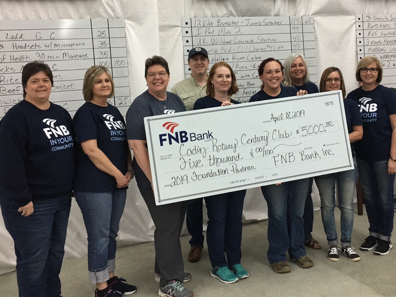 FNB Makes $5,000 Donation to Trigg County Rotary Auction - Grow With FNB